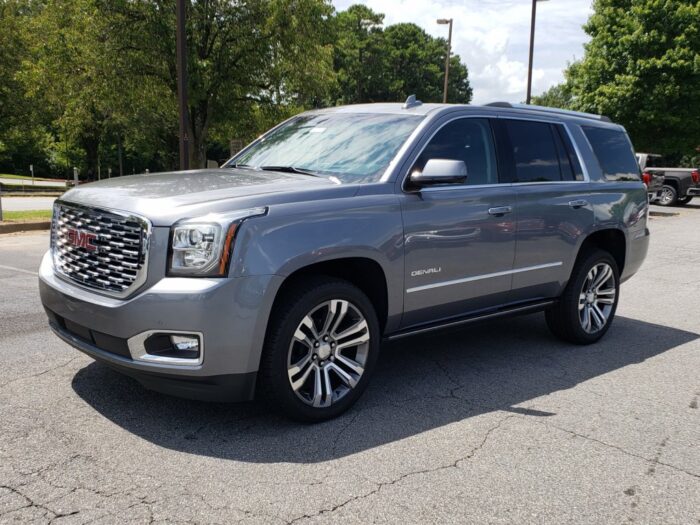 GMC Yukon wheel, tire sizes, bolt pattern